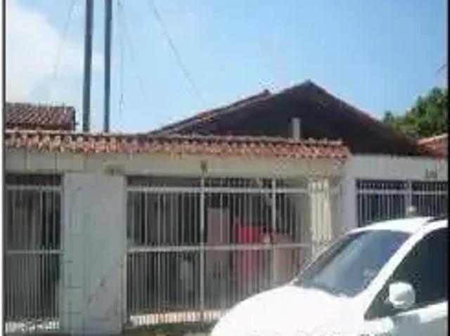 Casa / Sobrado para Venda em Praia Grande/SP Balneário Maracanã