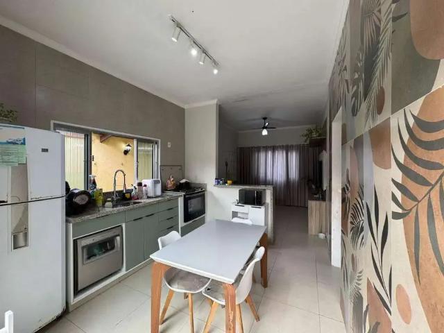 Casa / Sobrado para Venda em Praia Grande/SP Balneário Maracanã 2 Quartos