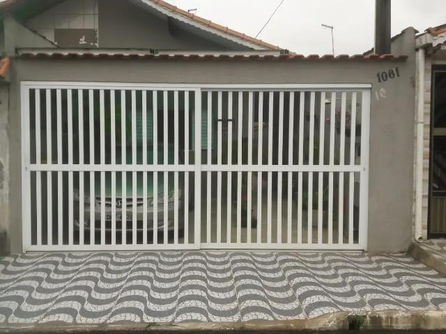 Casa / Sobrado para Venda em Praia Grande/SP Balneário Maracanã 2 Quartos