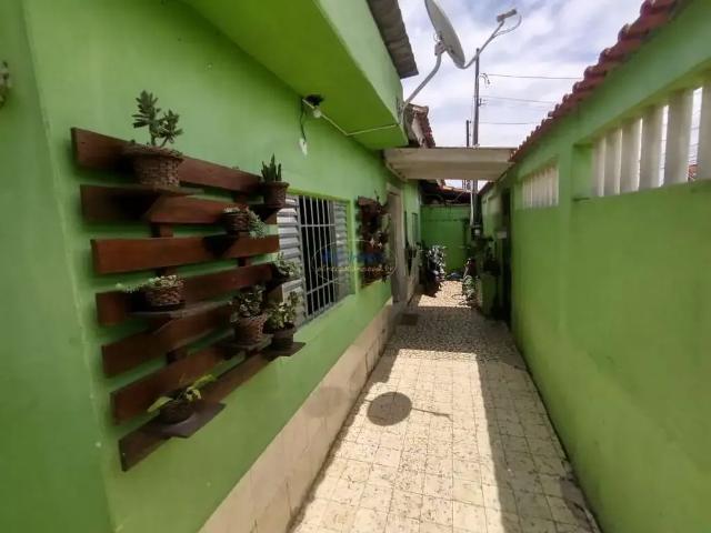 Casa / Sobrado para Venda em Praia Grande/SP Balneário Maracanã 2 Quartos
