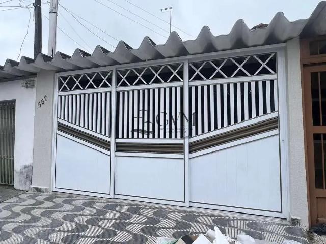 Casa / Sobrado para Venda em Praia Grande/SP Balneário Maracanã 2 Quartos