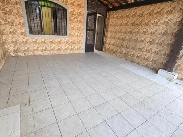 Casa / Sobrado para Venda em Praia Grande/SP Balneário Maracanã 2 Quartos