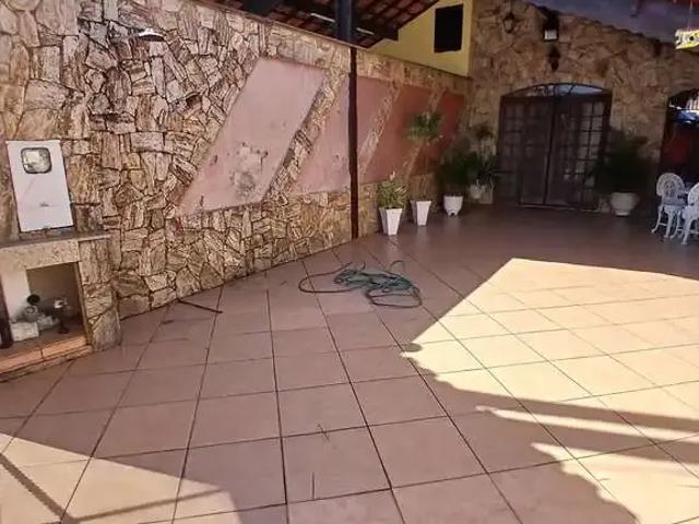 Casa / Sobrado para Venda em Praia Grande/SP Balneário Maracanã 2 Quartos