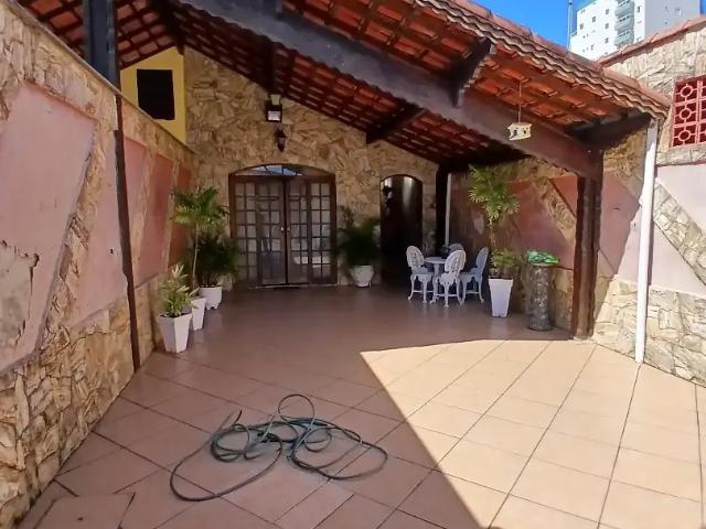 Casa / Sobrado para Venda em Praia Grande/SP Balneário Maracanã 2 Quartos