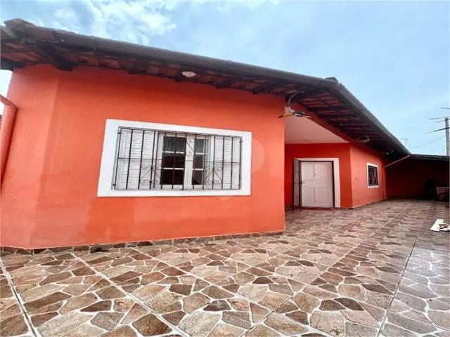 Casa / Sobrado para Venda em Praia Grande/SP Balneário Maracanã 2 Quartos