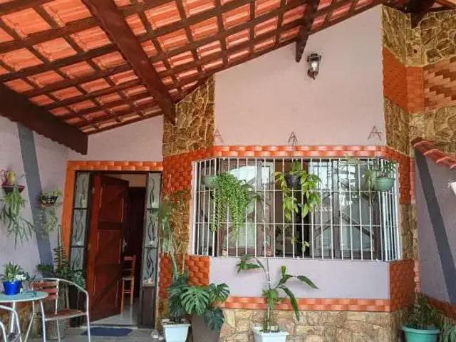 Casa / Sobrado para Venda em Praia Grande/SP Balneário Maracanã 2 Quartos