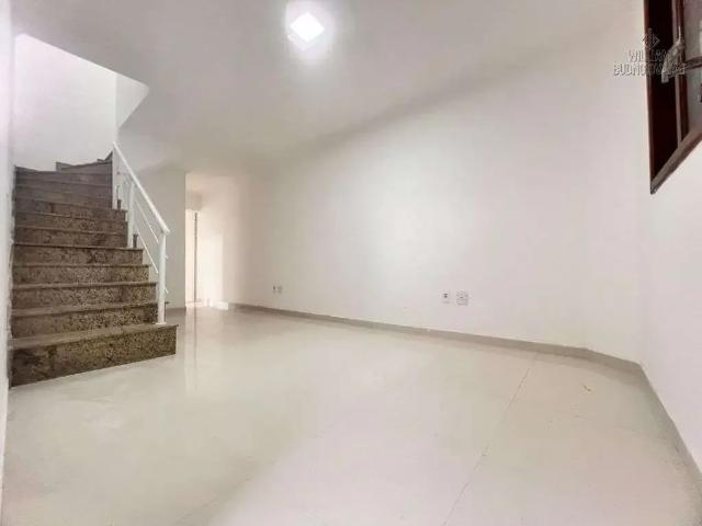 Casa / Sobrado para Venda em Praia Grande/SP Balneário Maracanã 2 Quartos