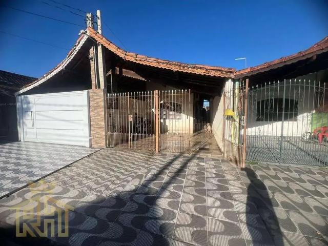 Casa / Sobrado para Venda em Praia Grande/SP Balneário Maracanã 2 Quartos