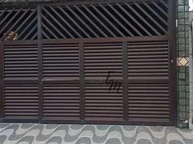 Casa / Sobrado para Venda em Praia Grande/SP Balneário Maracanã 2 Quartos