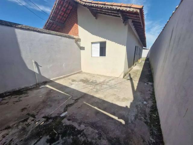 Casa / Sobrado para Venda em Praia Grande/SP Balneário Maracanã 2 Quartos
