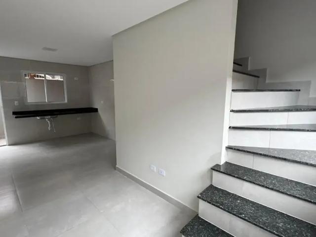 Casa / Sobrado para Venda em Praia Grande/SP Balneário Maracanã 2 Quartos