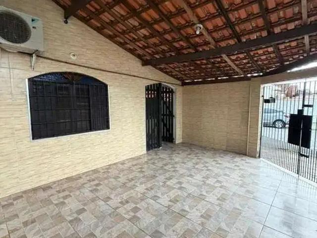 Casa / Sobrado para Venda em Praia Grande/SP Balneário Maracanã 2 Quartos