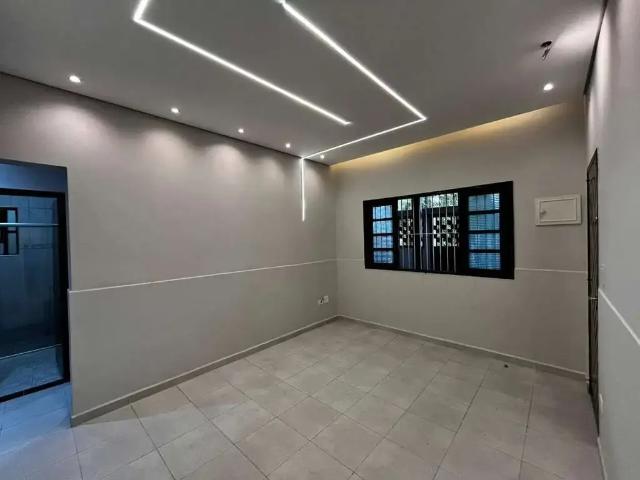 Casa / Sobrado para Venda em Praia Grande/SP Balneário Maracanã 2 Quartos