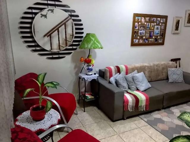 Casa / Sobrado para Venda em Praia Grande/SP Balneário Maracanã 2 Quartos