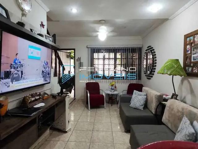 Casa / Sobrado para Venda em Praia Grande/SP Balneário Maracanã 2 Quartos