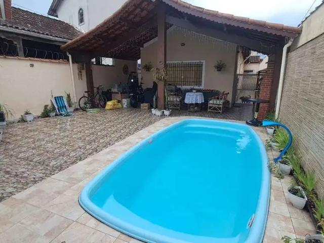Casa / Sobrado para Venda em Praia Grande/SP Maracanã 2 Quartos