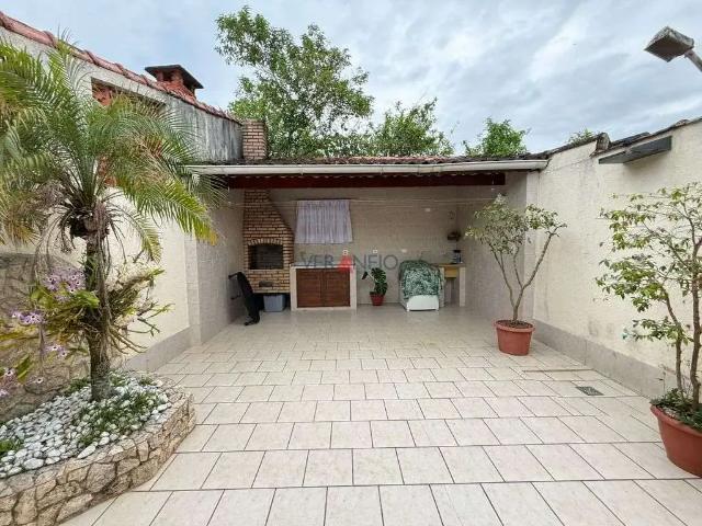 Casa / Sobrado para Venda em Praia Grande/SP Balneário Maracanã 2 Quartos