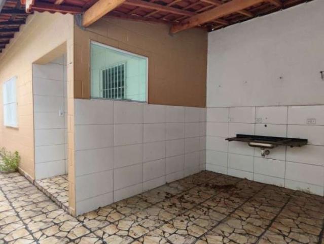 Casa / Sobrado para Venda em Praia Grande/SP Balneário Maracanã 2 Quartos