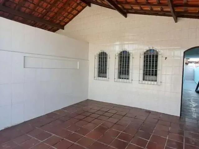 Casa / Sobrado para Venda em Praia Grande/SP Balneário Maracanã 2 Quartos