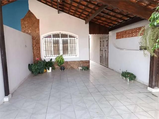 Casa / Sobrado para Venda em Praia Grande/SP Balneário Maracanã 2 Quartos