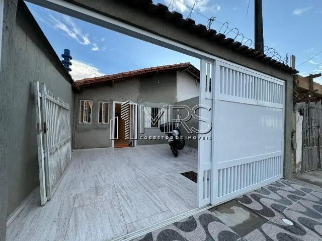 Casa / Sobrado para Venda em Praia Grande/SP Balneário Maracanã 2 Quartos