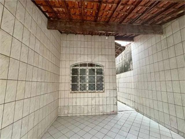 Casa / Sobrado para Venda em Praia Grande/SP Balneário Maracanã 2 Quartos