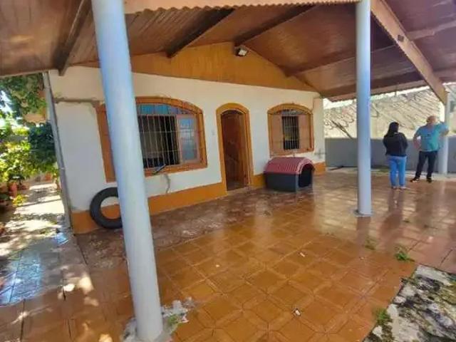 Casa / Sobrado para Venda em Praia Grande/SP Balneário Maracanã 3 Quartos