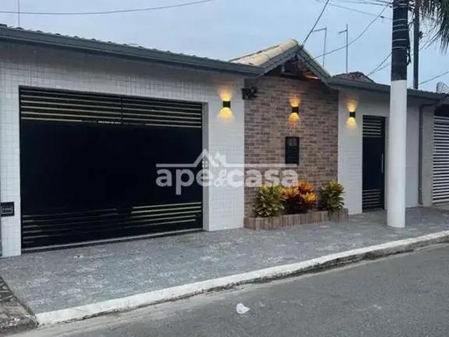 Casa / Sobrado para Venda em Praia Grande/SP Balneário Maracanã 3 Quartos