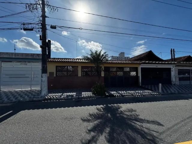 Casa / Sobrado para Venda em Praia Grande/SP Balneário Maracanã 3 Quartos
