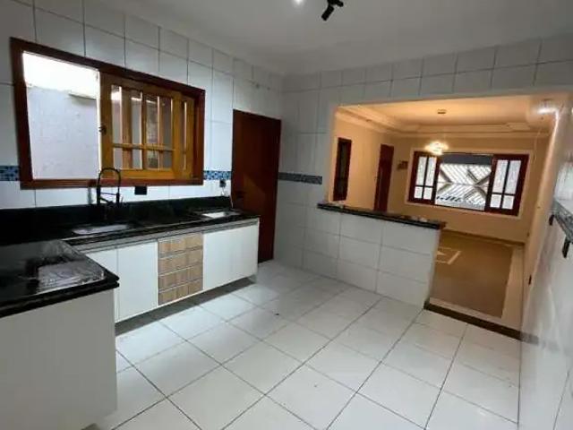 Casa / Sobrado para Venda em Praia Grande/SP Balneário Maracanã 3 Quartos
