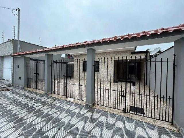 Casa / Sobrado para Venda em Praia Grande/SP Balneário Pires 3 Quartos