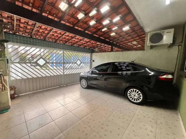 Casa / Sobrado para Venda em Praia Grande/SP Balneário Maracanã 3 Quartos