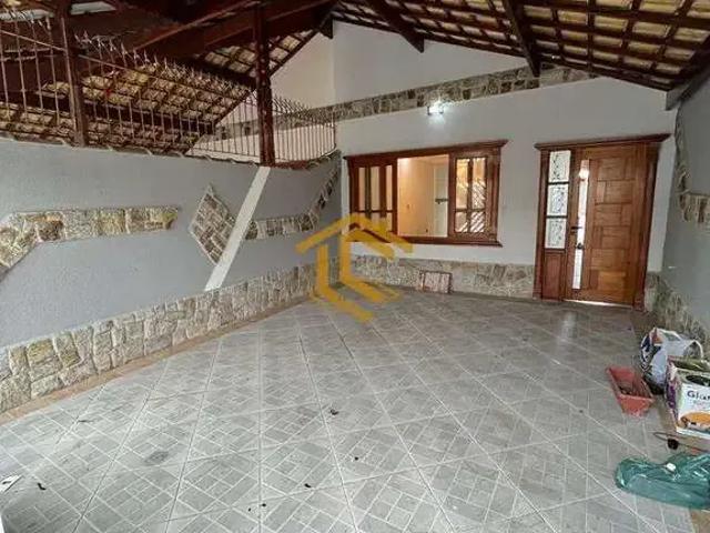 Casa / Sobrado para Venda em Praia Grande/SP Balneário Maracanã 3 Quartos