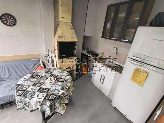 Casa / Sobrado para Venda em Praia Grande/SP Balneário Maracanã 3 Quartos