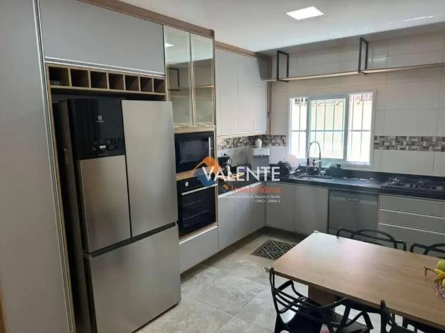 Casa / Sobrado para Venda em Praia Grande/SP Maracanã 3 Quartos