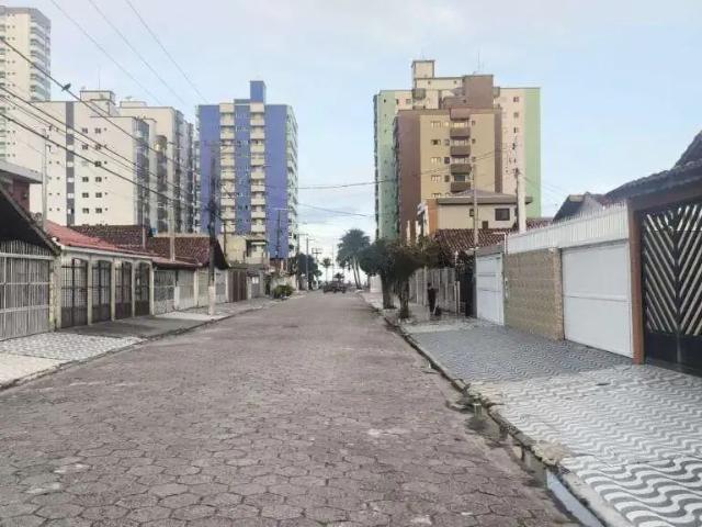 Casa / Sobrado para Venda em Praia Grande/SP Balneário Maracanã 3 Quartos
