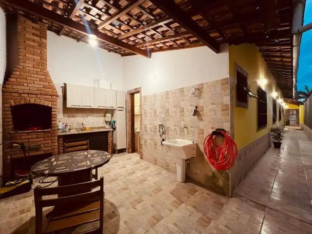 Casa / Sobrado para Venda em Praia Grande/SP Balneário Maracanã 3 Quartos