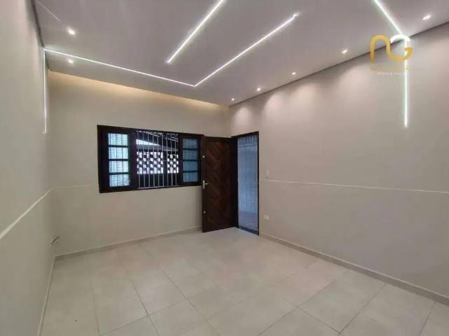 Casa / Sobrado para Venda em Praia Grande/SP Balneário Pires 2 Quartos