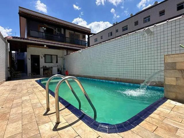 Casa / Sobrado para Venda em Praia Grande/SP Boqueirão 3 Quartos