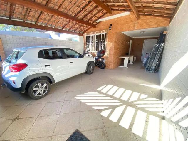 Casa / Sobrado para Venda em Praia Grande/SP Boqueirão 3 Quartos