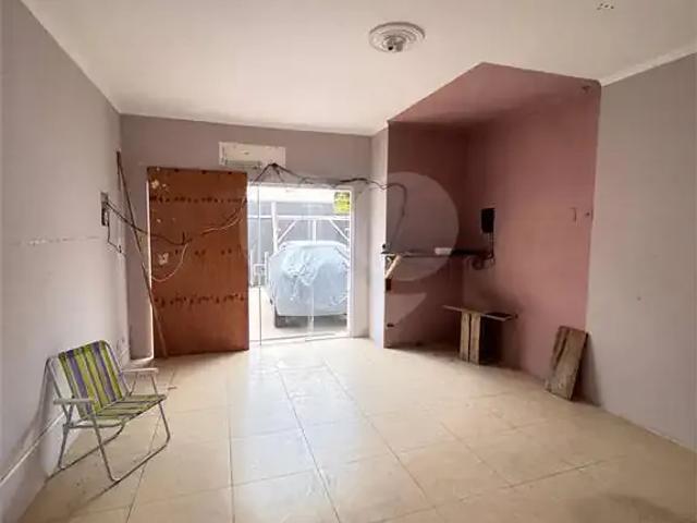 Casa / Sobrado para Venda em Praia Grande/SP Boqueirão 1 Quartos
