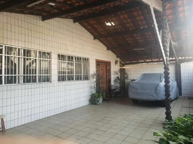 Casa / Sobrado para Venda em Praia Grande/SP Boqueirão 4 Quartos