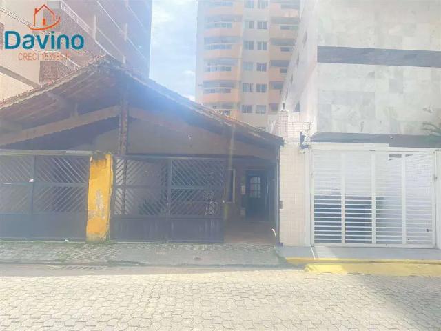 Casa / Sobrado para Venda em Praia Grande/SP Campo da Aviação 3 Quartos