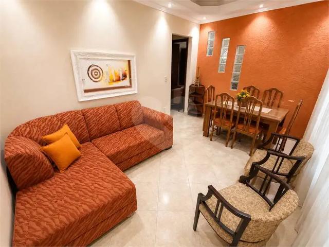 Casa / Sobrado para Venda em Praia Grande/SP Campo da Aviação 2 Quartos
