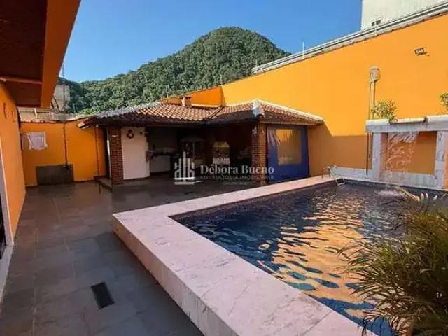 Casa / Sobrado para Venda em Praia Grande/SP Canto do Forte 4 Quartos