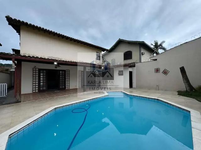 Casa / Sobrado para Venda em Praia Grande/SP Canto do Forte 4 Quartos