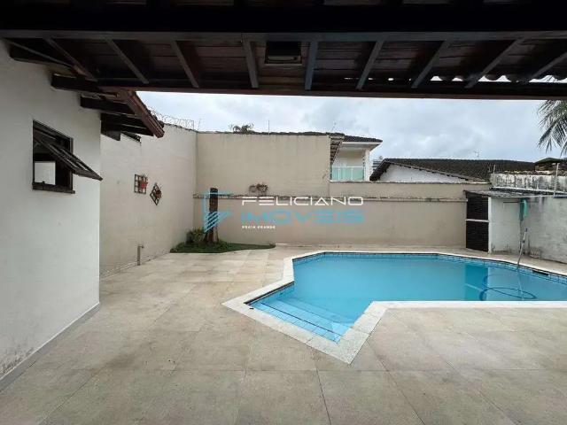 Casa / Sobrado para Venda em Praia Grande/SP Canto do Forte 4 Quartos