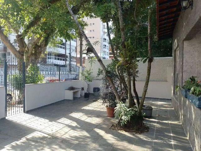 Casa / Sobrado para Venda em Praia Grande/SP Canto do Forte 4 Quartos
