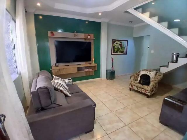 Casa / Sobrado para Venda em Praia Grande/SP Canto do Forte 4 Quartos