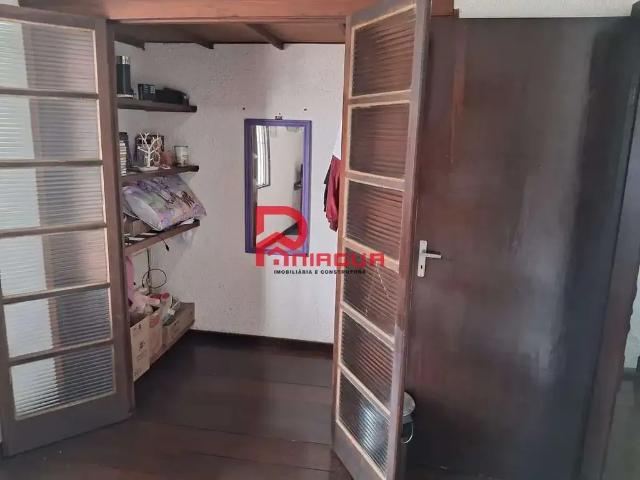 Casa / Sobrado para Venda em Praia Grande/SP Canto do Forte 4 Quartos